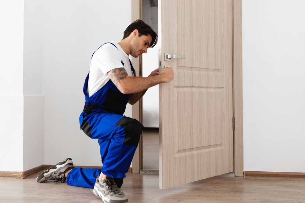 How To Fit Door Handles Like An Expert? Step By Step