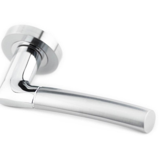 What Are Door Handles Made Of? 6 Interesting Materials