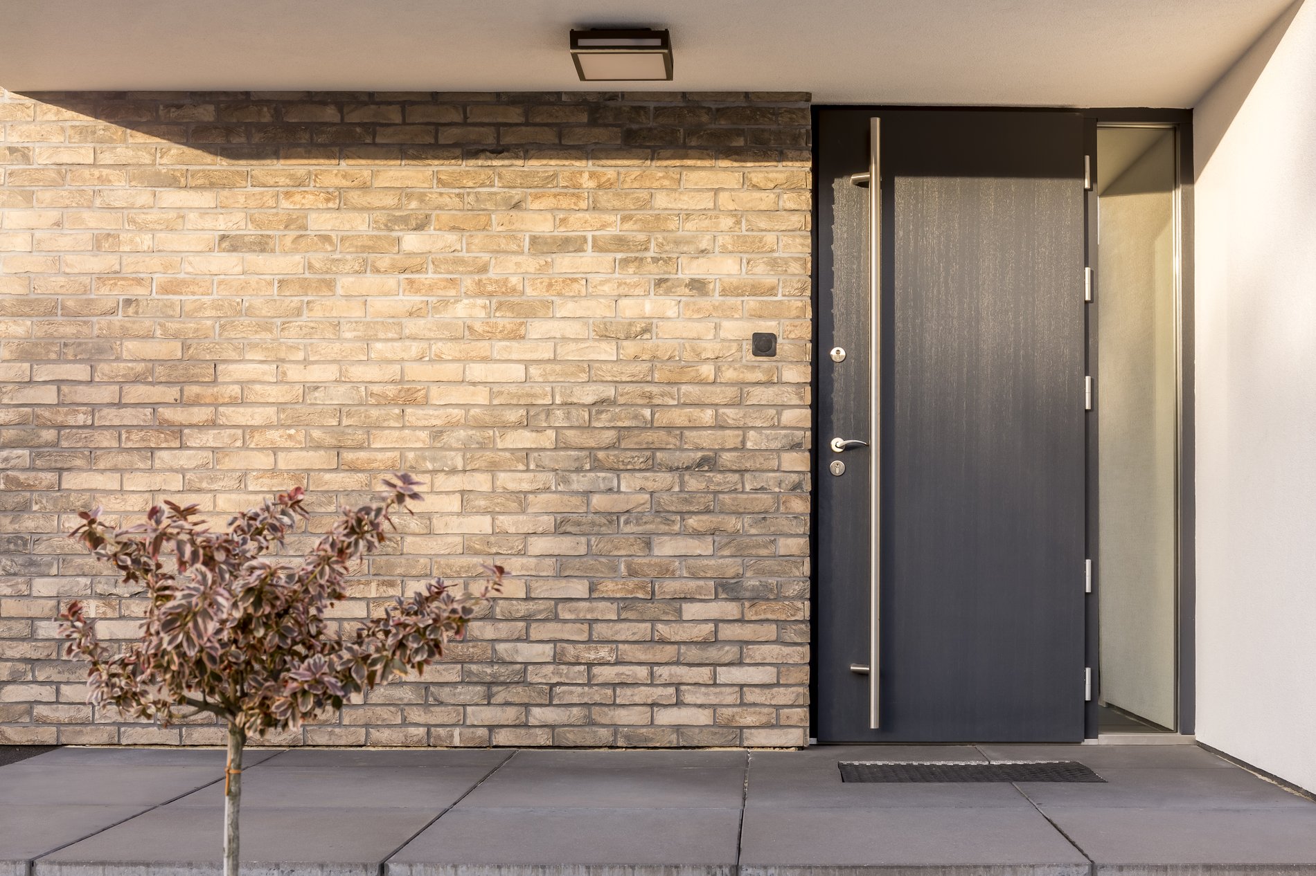What Are The Best Weatherproof Exterior Doors?